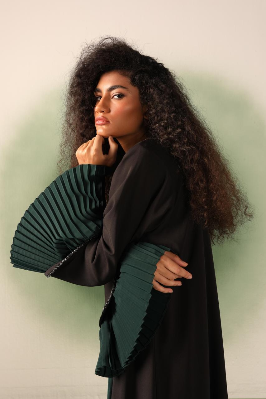 Timeless Pleat Abaya — Elna Line